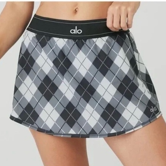 ALO Yoga | Skirts | Alo Yoga Argyle Match Point Black And Gray Tennis ...